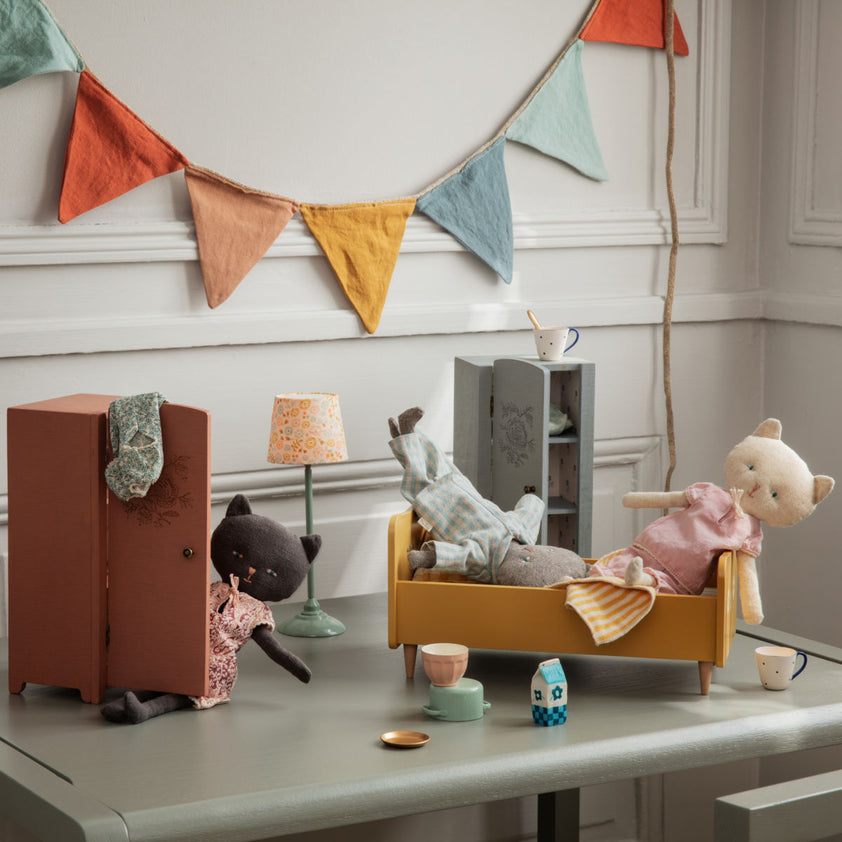 Maileg Wooden Bed, Mini, Yellow – My Sweet Muffin