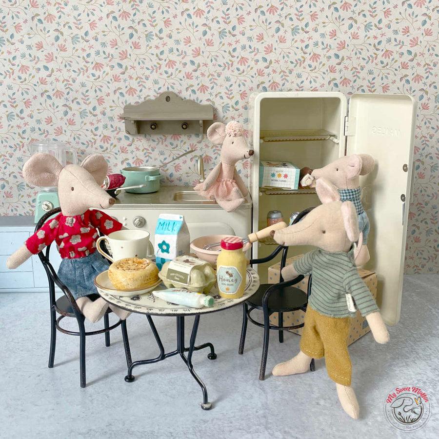 Maileg 3pcs Dining Table Set – My Sweet Muffin